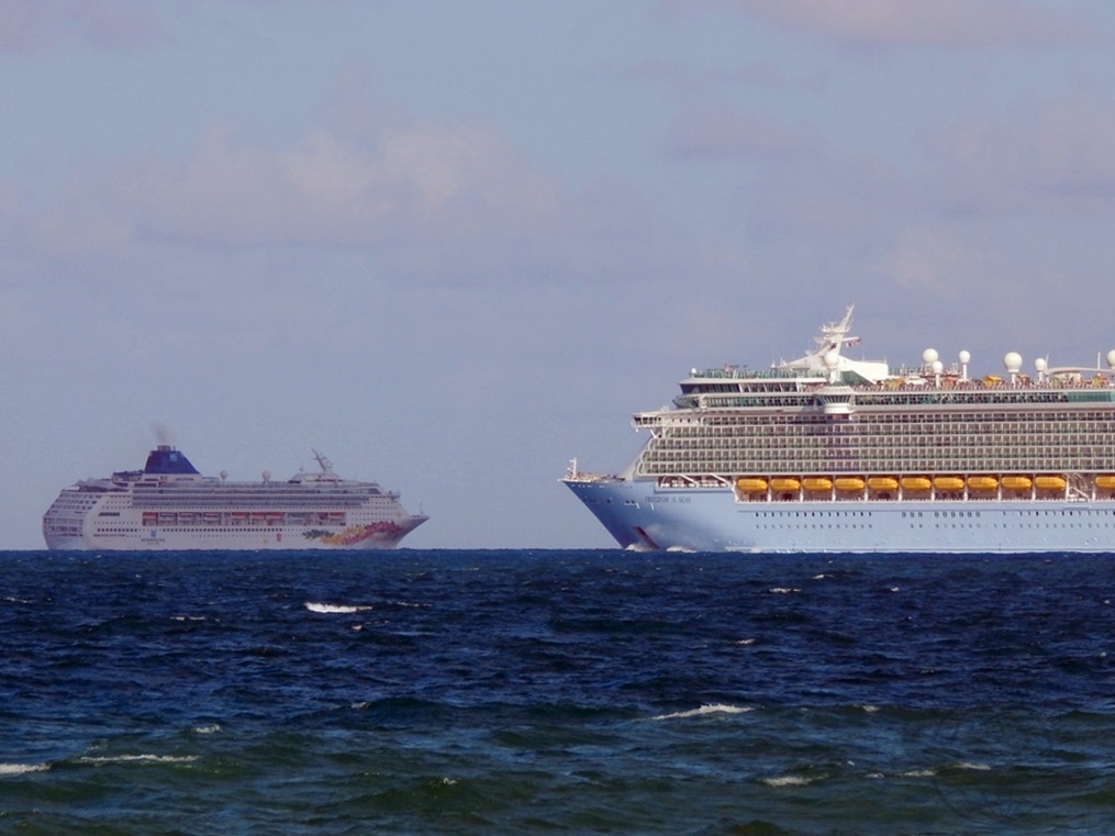 Cinco navios de cruzeiro visitam o Porto de Miami - Portal WorldCruises.com